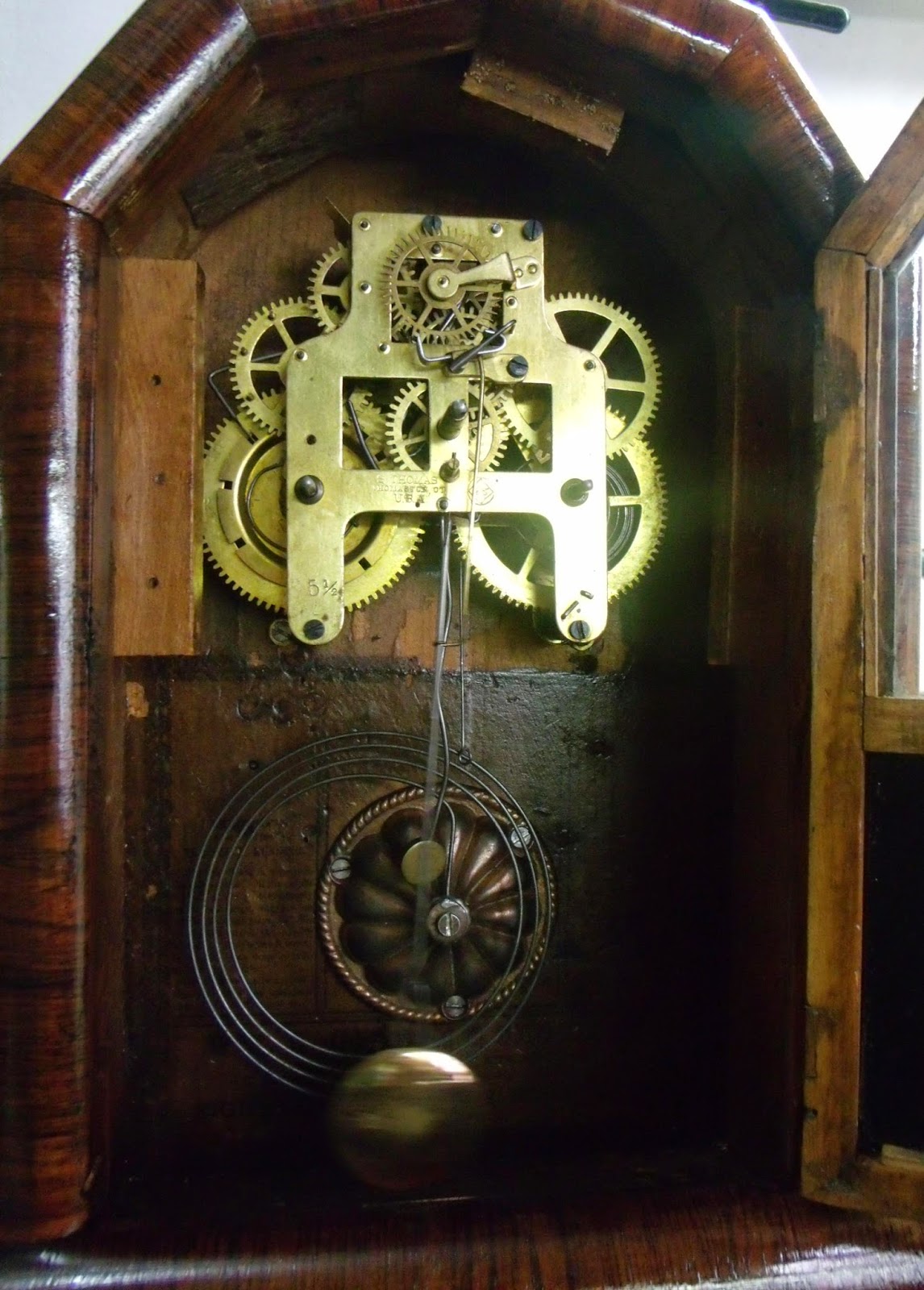 RESTAURADOR DE RELÓGIOS MECÂNICOS DE PAREDE E MESA ANTIGOS: Relógio de ...