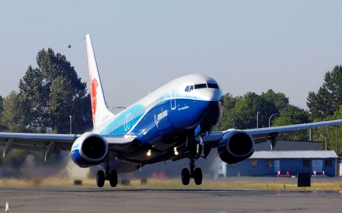 Boeing 737-900ER (Wallpaper 3) aircraft photo gallery | AirSkyBuster