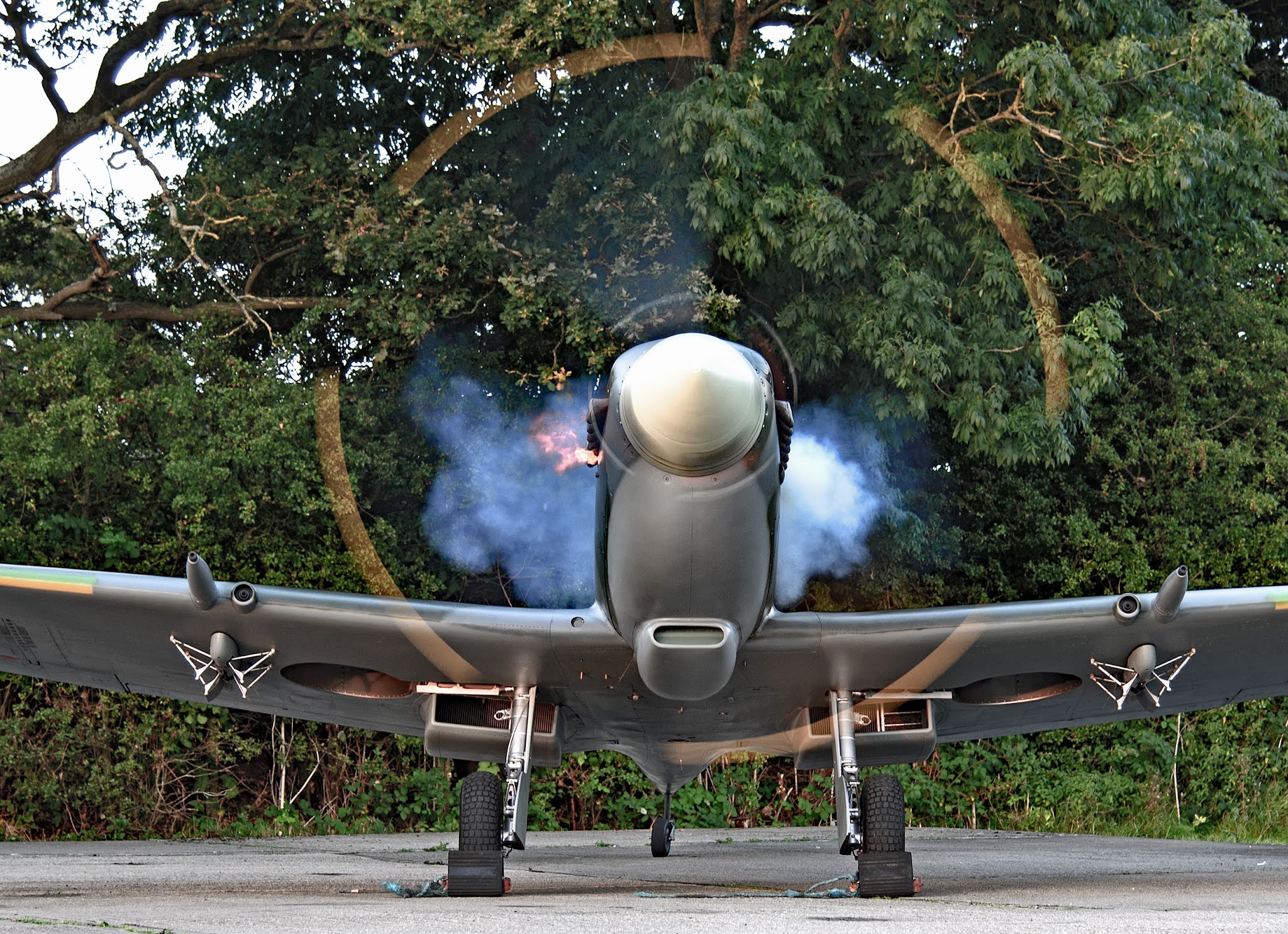 The Russian Spitfire PT879 (The Hangar 11 Collection) North Weald ...