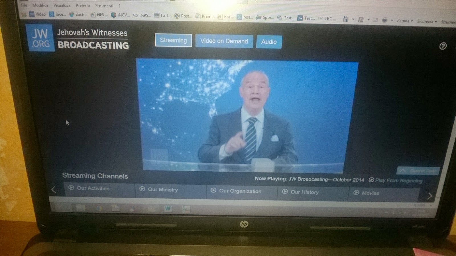 Lo scrigno dei tesori: Adunanza annuale 2014: JW broadcasting