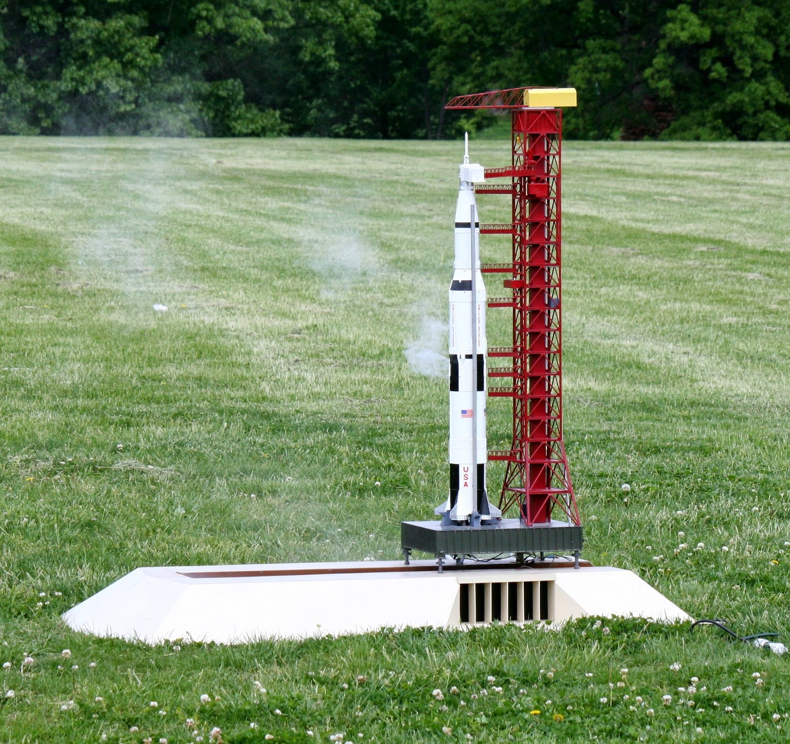 The Aero Experience: Legendary NASA Flight Director Gene Kranz ...