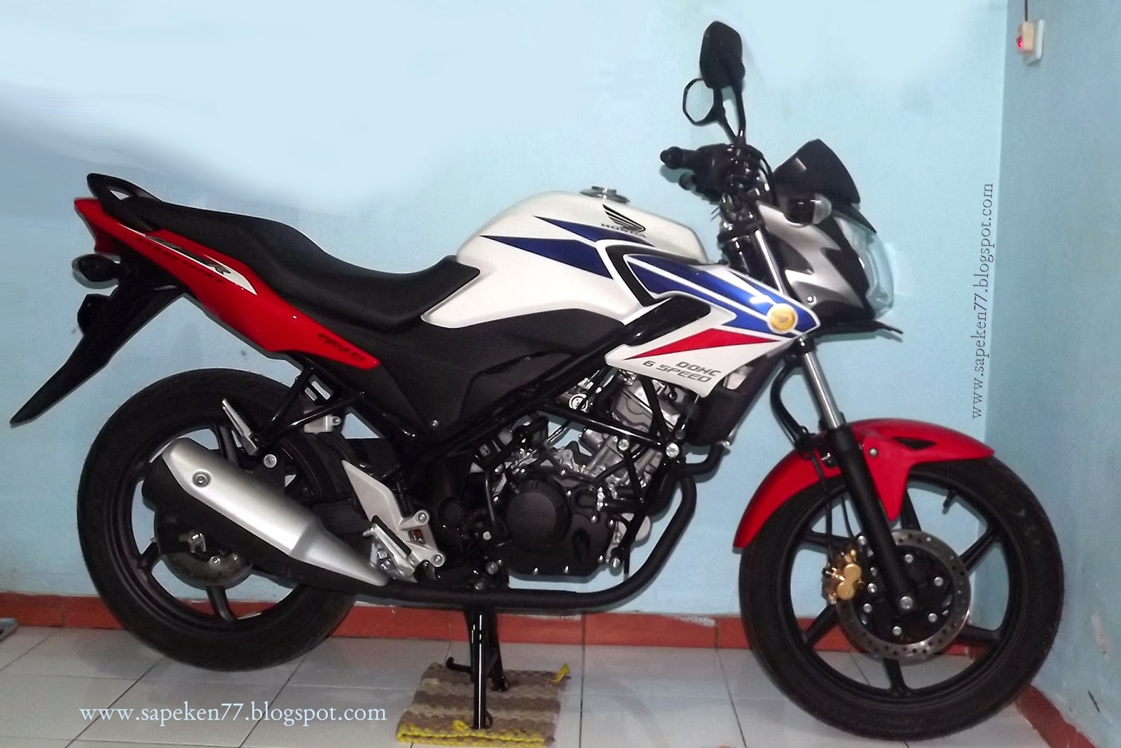 Blog R-77: Honda CB150R Street Fire, jagoan 150 cc