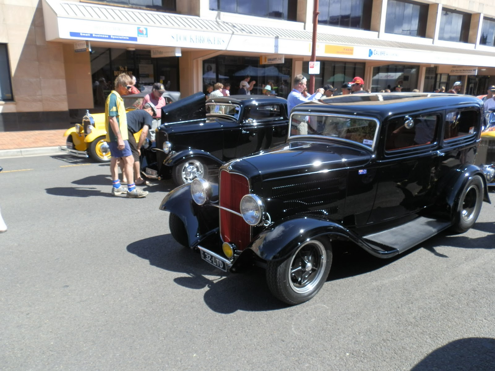 Quilty Bits from the Blue Room: Toowoomba Hot Rod Week-end