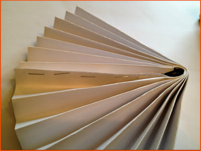 Crafty in Crosby: Halloween Fan Fold Centerpiece Tutorial