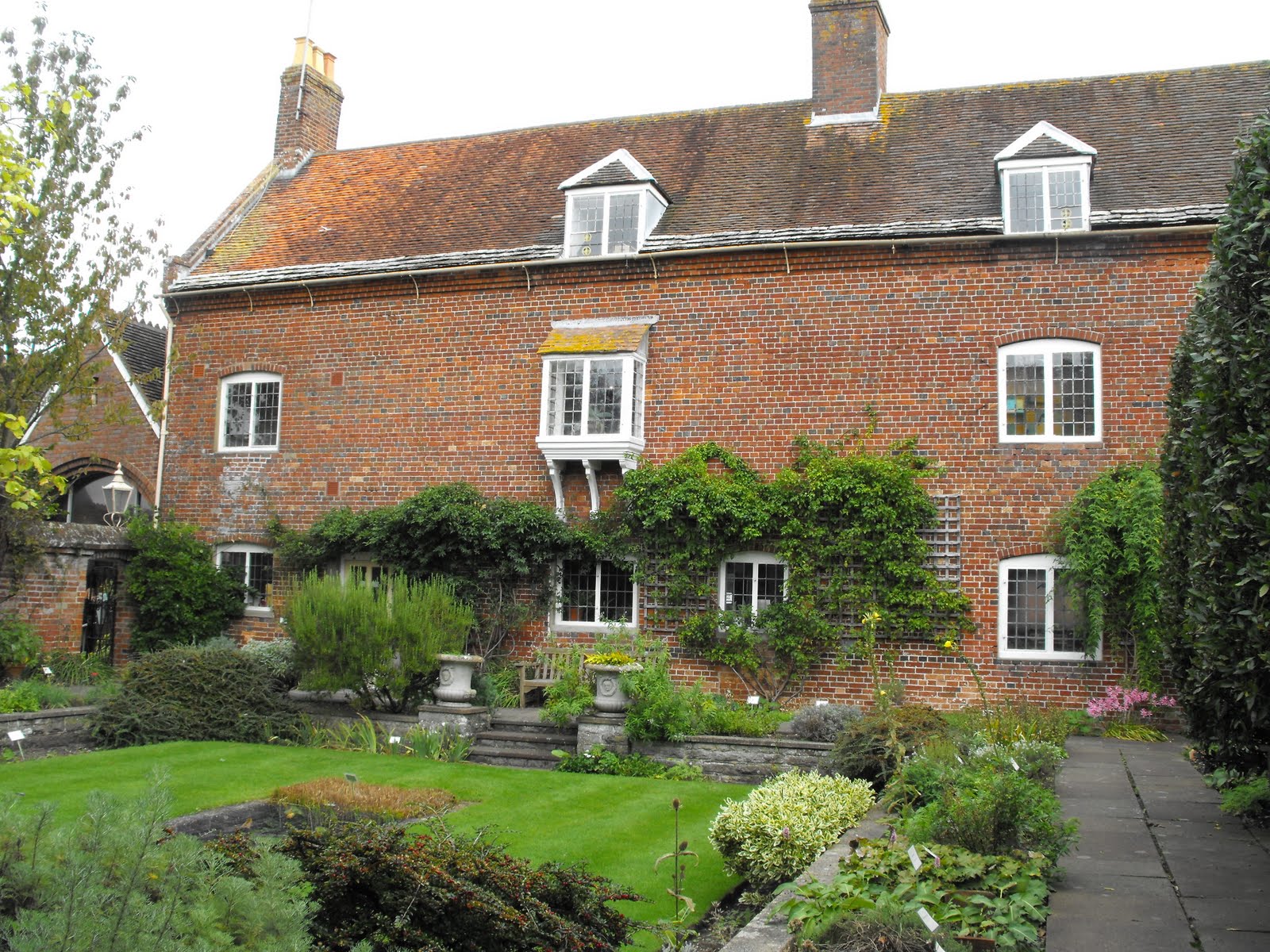 Codlinsandcream2: I love Museums - visit to Red House Museum, Christchurch