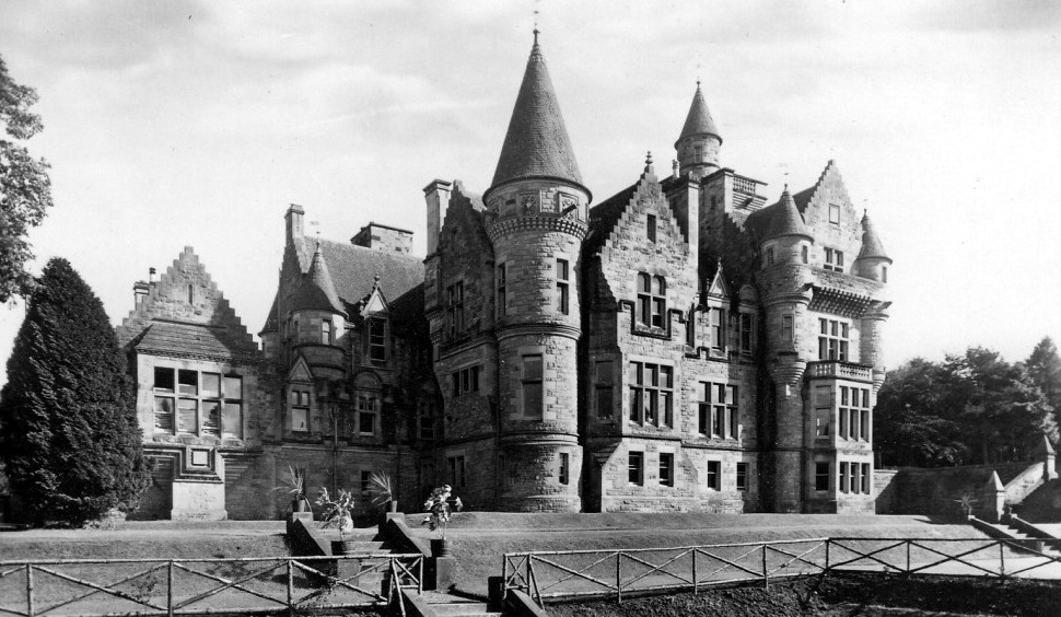 Tour Scotland: Old Photograph Dollarbeg Castle Scotland