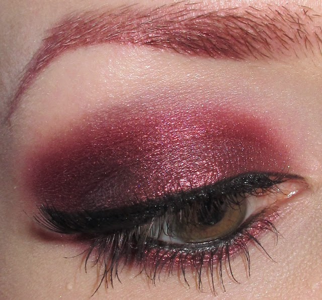 Glitter is my Crack: Gothic Smoky Red Wine Eye Makeup Look