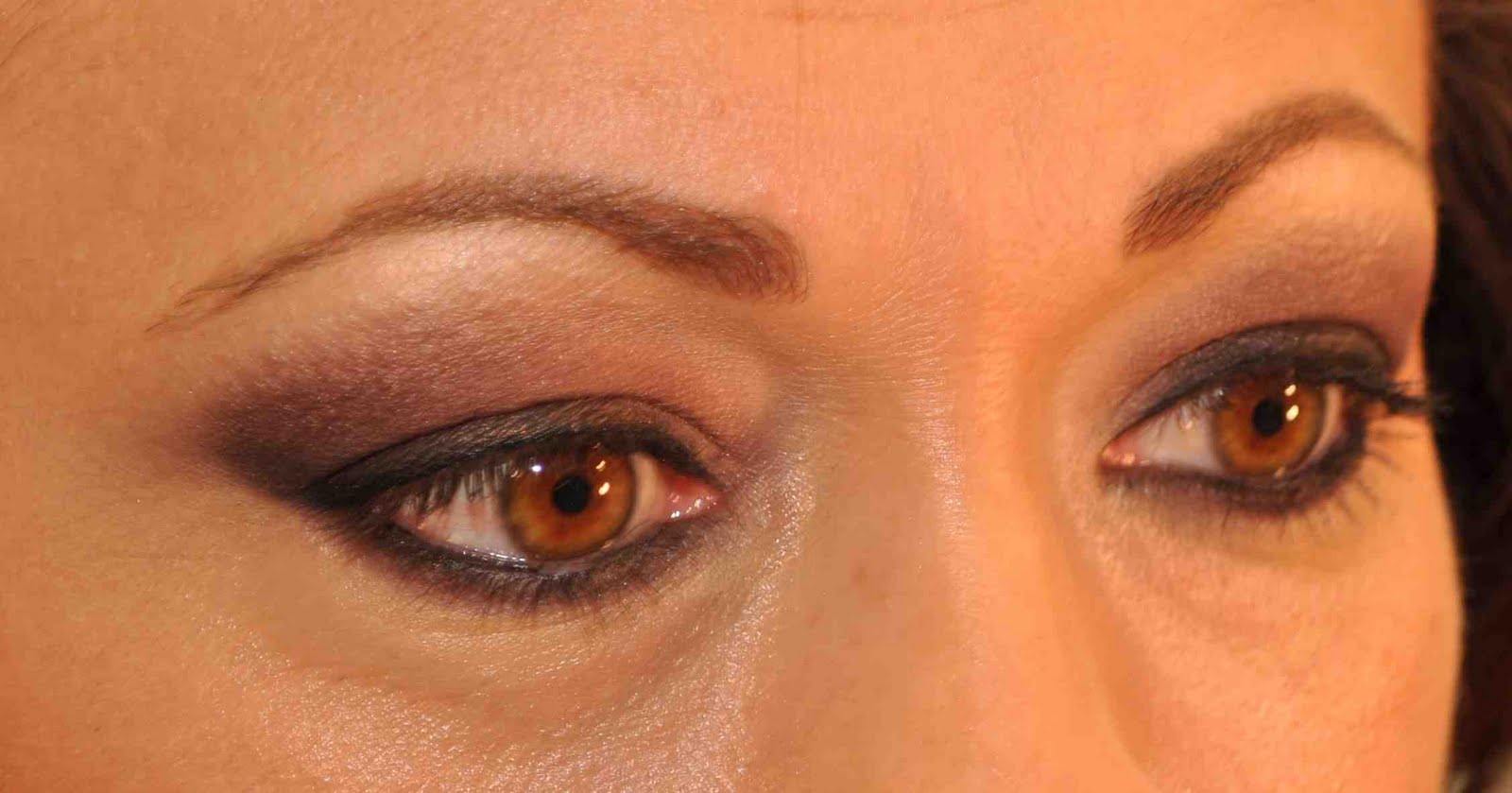 Paint me Perfect: Jessica Simpson's best assets + Nose hair waxing??