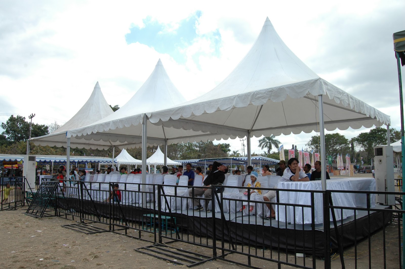 SEWA TENDA DI BALI: SEWA TENDA KERUCUT DI BALI