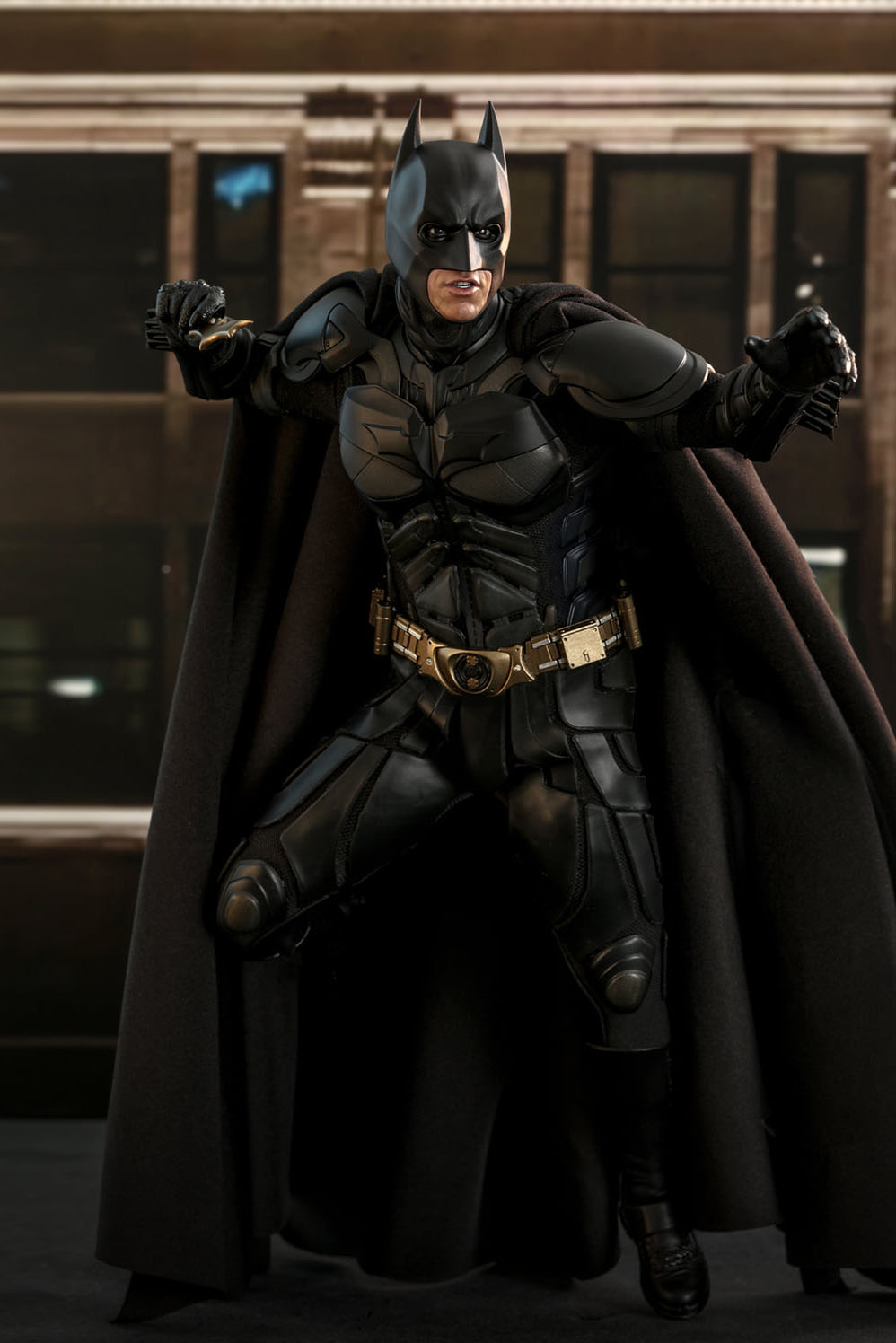 toyhaven: Hot Toys DX19 The Dark Knight Rises 1/6 Scale Batman 12-inch ...
