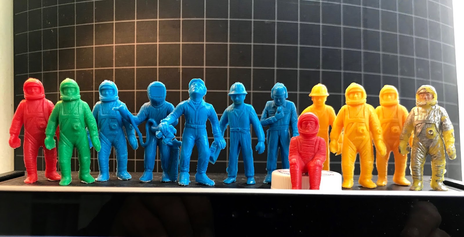 Space Garage: Palmer Plastics Spaceman & Ground Crew Figures, Mid to ...