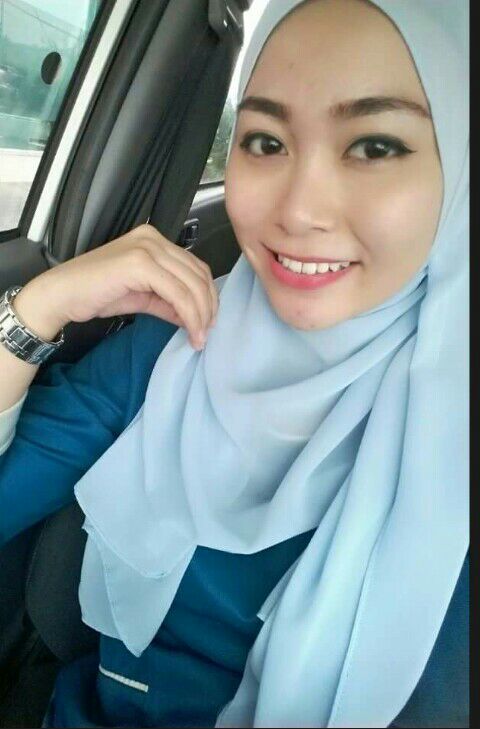 Mamah Muda Berjilbab Ditambah Bugil Dengan Gaya Binal | Skandal Foto Bokep ABG | Situs Film ...