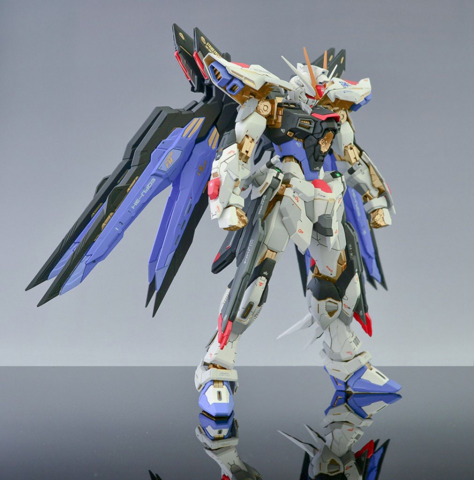GUNDAM GUY: MB Strike Freedom Gundam - Painted Build