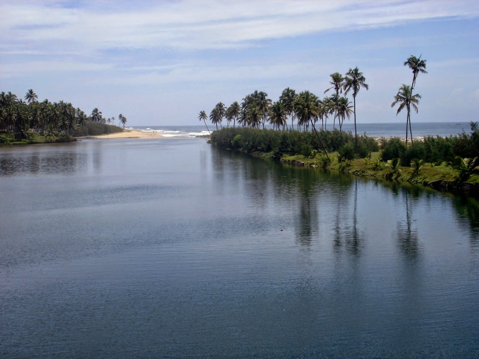 Places to visit in Kerala: Paravur Kayal Paravur, Kerala, India - www ...