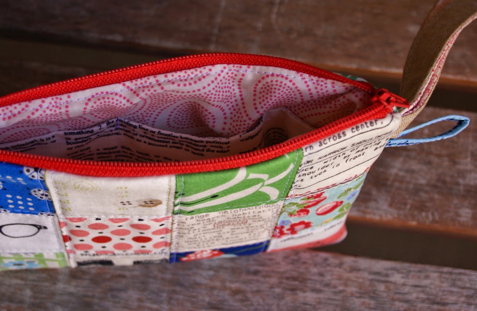 Fabric Mutt: Graph Paper QAL: Patchwork Wristlet