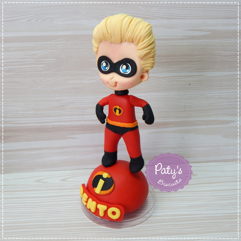 Paty's Biscuit: Miniaturas / topo de bolo Zezé e Flecha - Os Incríveis