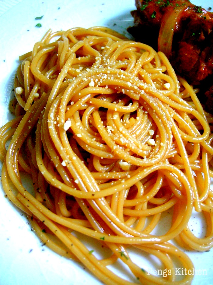Peng's Kitchen: Spaghetti with Bovril