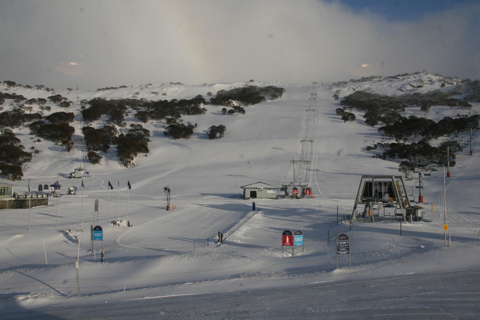 LIFE LOVE AND SKI: PERISHER, SMIGGINS, NSW SKI FIELDS