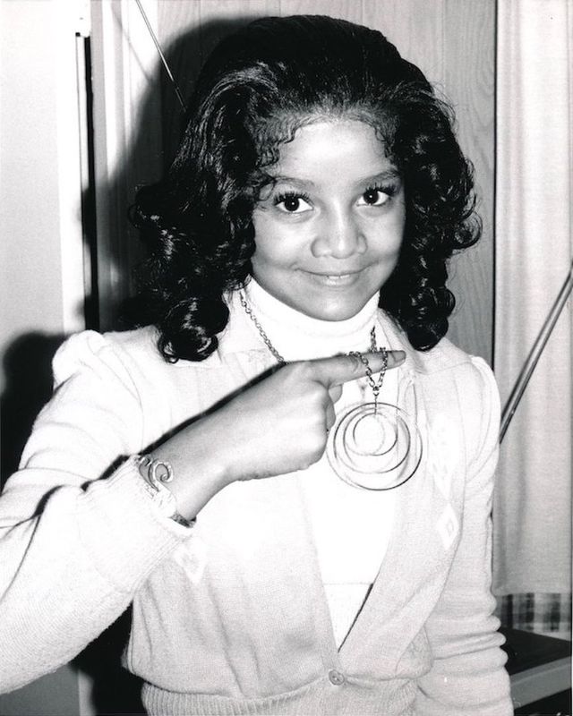 Lovely Pics of a Teenager La Toya Jackson at Home in 1972 ~ Vintage ...