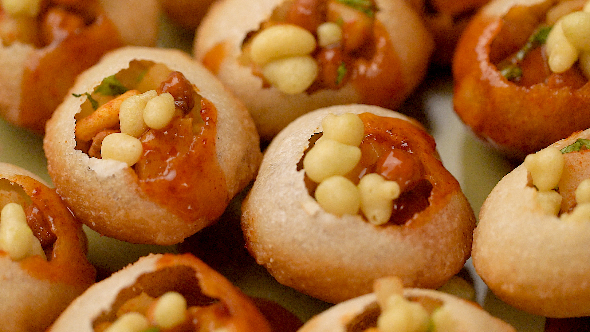 Delicious Gol Gappay ( Pani puri )