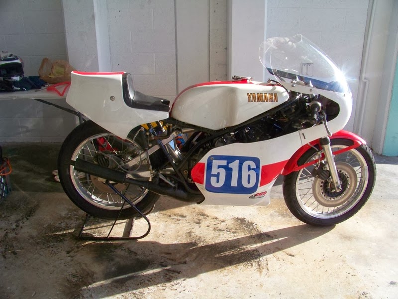 Yamaha TZ350 - Sakis