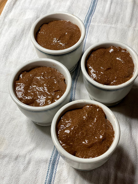 My Little Blue Heron: Carob Chia Pudding