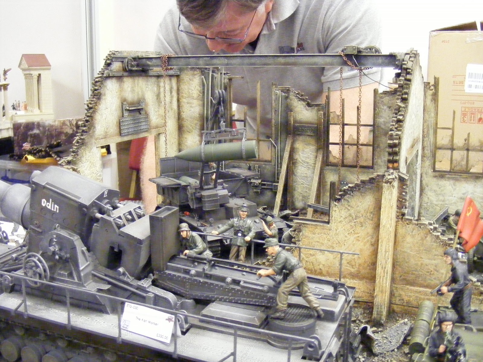 Terrain and Toy Soldiers: London Show and Figarti display