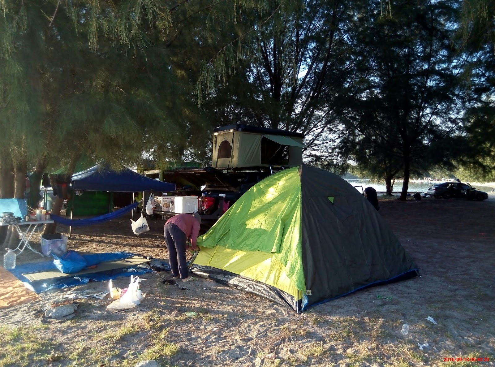 Ronda Santai: Camping Pantai Pulau Burung Batu 4, Port Dickson