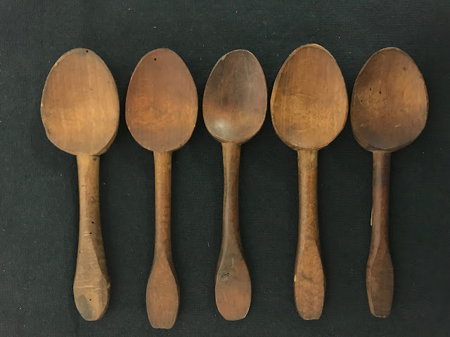 Old, everyday Breton spoons