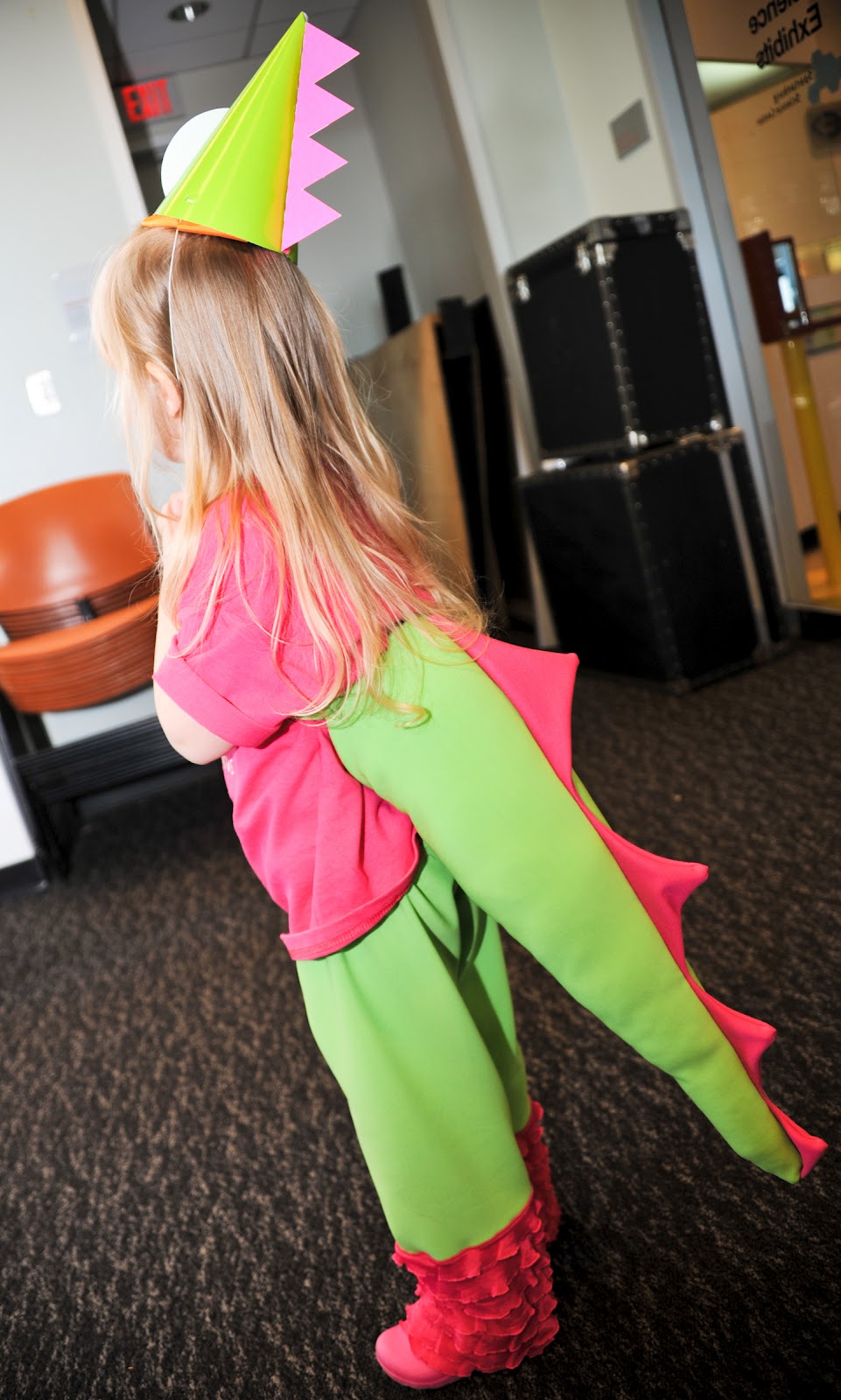 Mallard Cove Mommy: Girly Dinosaur Party