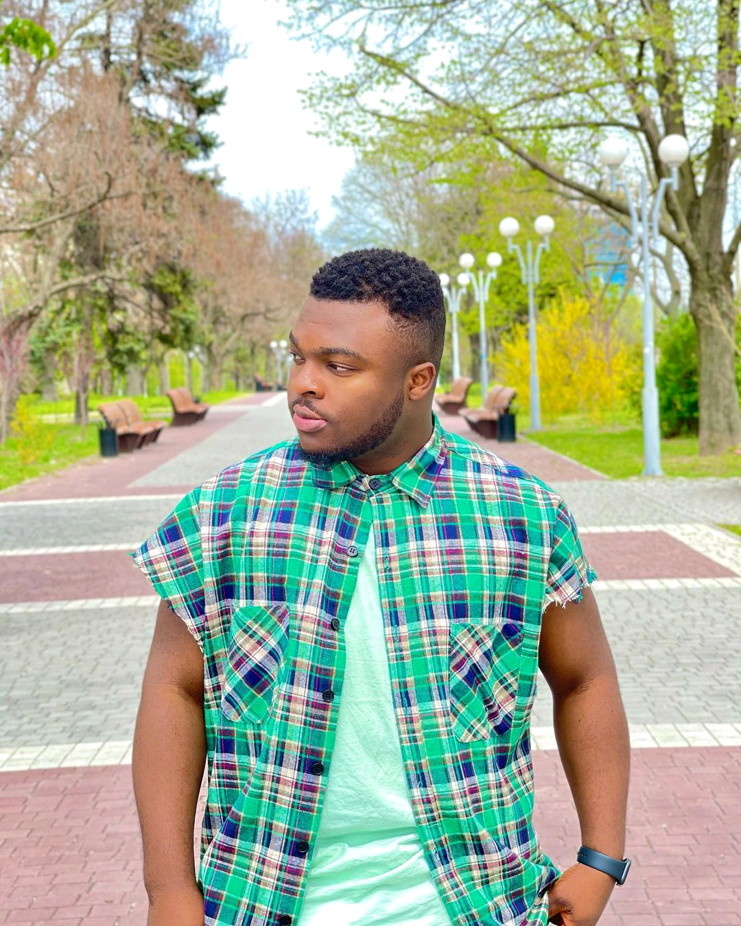 SamSpedy Asubiojo Biography: Wife, Age, Net Worth, Parents, House, Cars ...