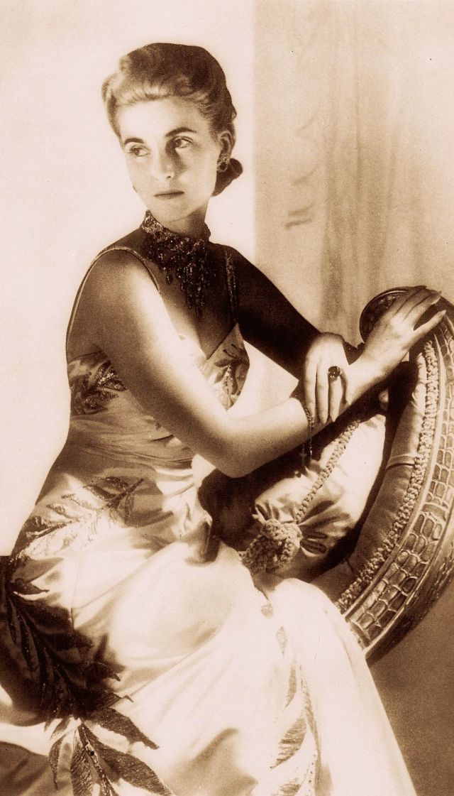 Barbara Hutton: The “Poor Little Rich Girl” Who Had Everything Except ...