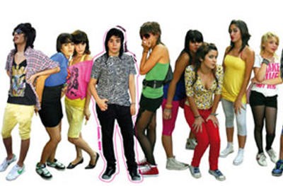 TRIBUS URBANAS: FLOGGERS.Es el primer grupo que se define por su uso de ...