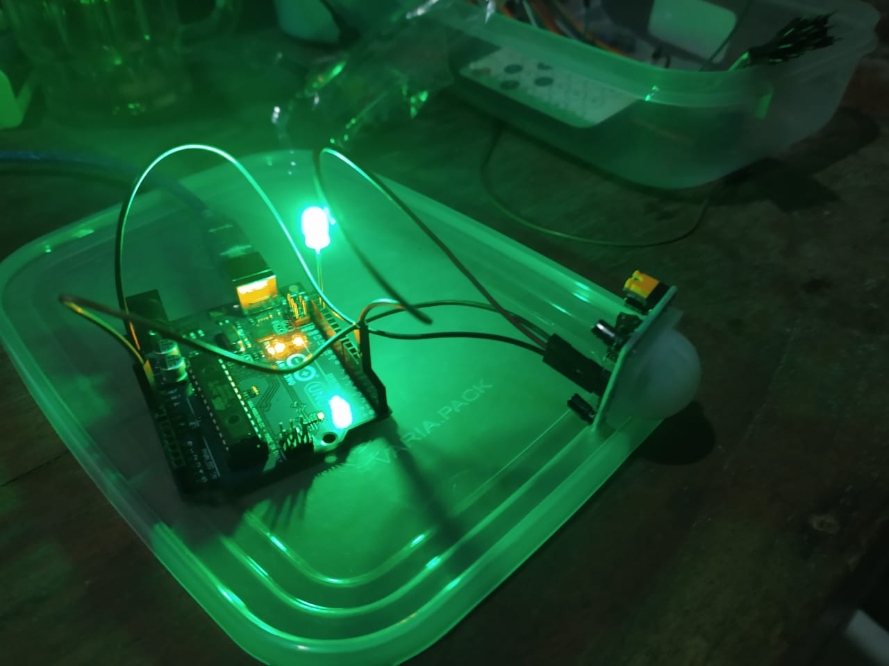 Mengenal PIR (Passive Infra Red), Sensor Pasif Infra Merah Pada Arduino ...