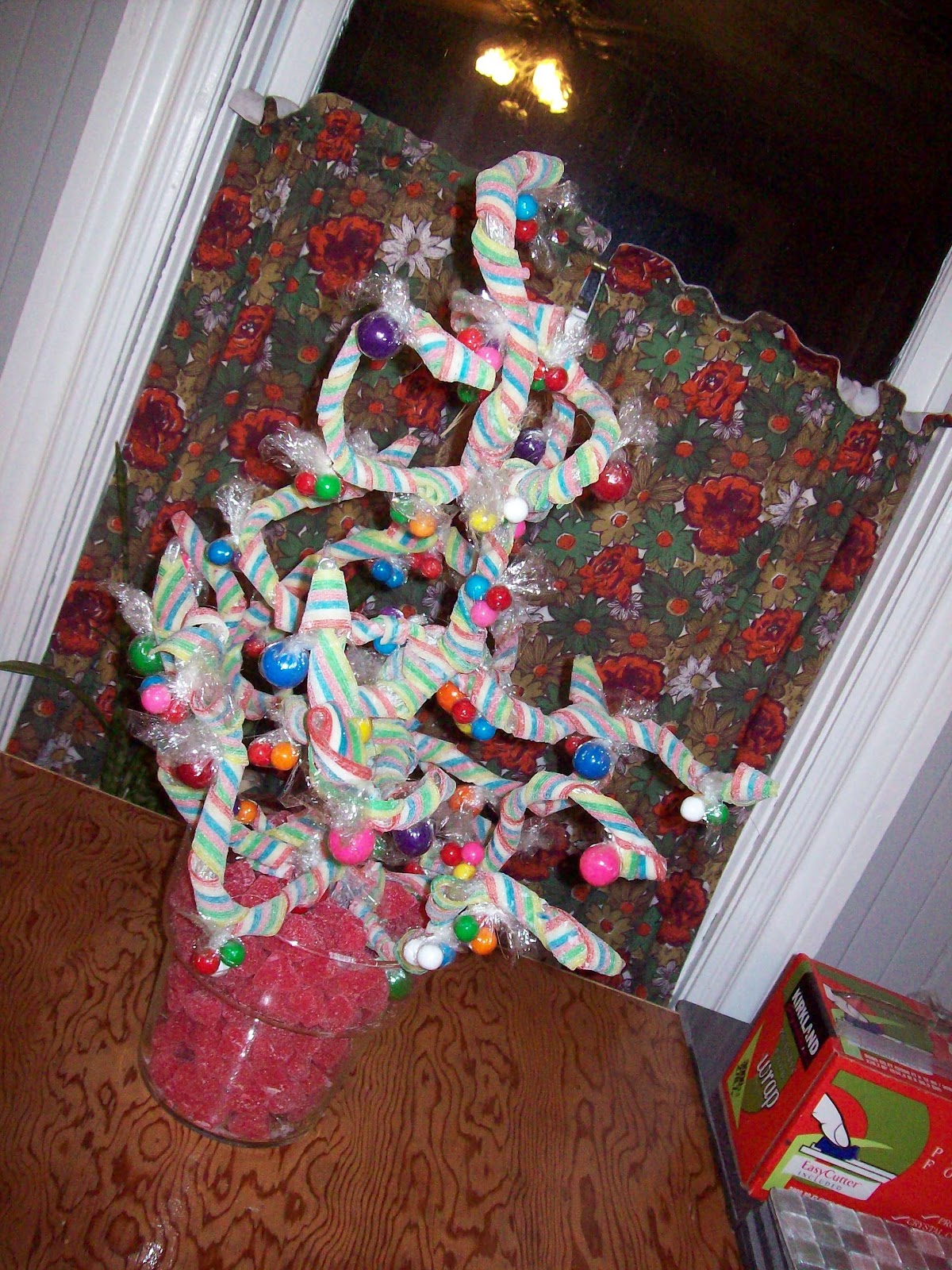 Victats: A Bubble Gum Tree and a Big Box of Nothing