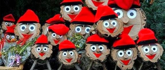 ONE. SCHOOL OF ENGLISH: TIÓ TIÓ IN ENGLISH! OUR POOPING LOG!!