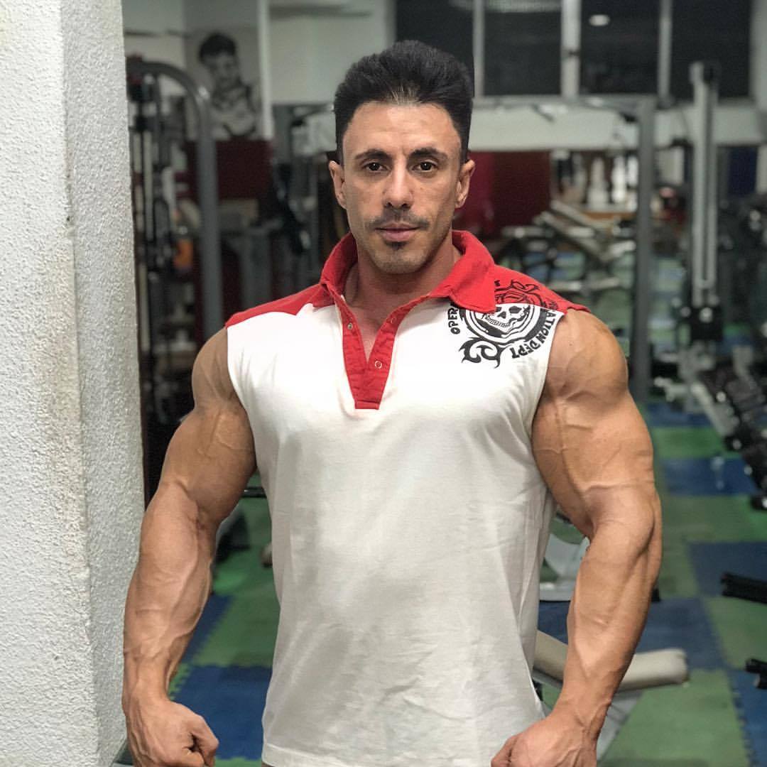 world bodybuilders pictures: attractive mexican bodybuilder Akin ...