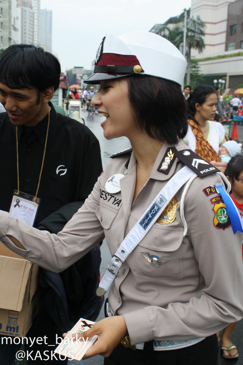 Top Cars: Foto Brigadir Satu (briptu) Eka Frestya Polwan cantik