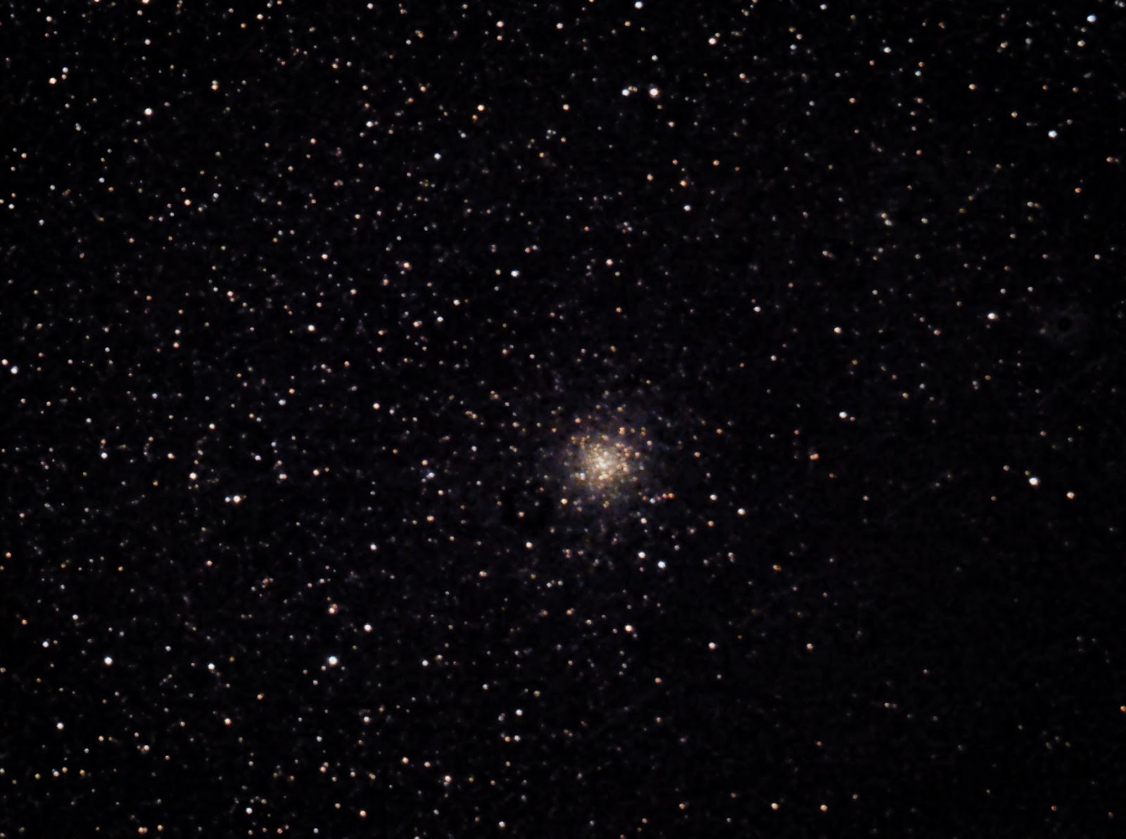Messier 9, cúmulo globular en Ophiuchus