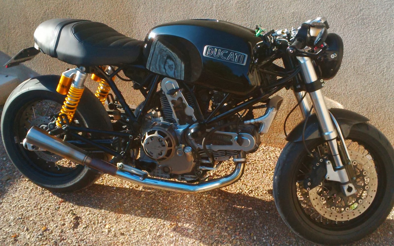 Spanish GT - RocketGarage - Cafe Racer Magazine