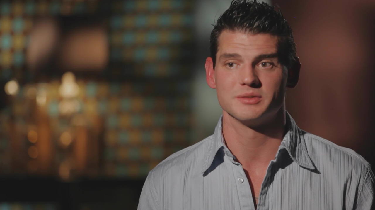 ausCAPS: Steven Gantt nude in Gigolos 1-02 "All 4 One"