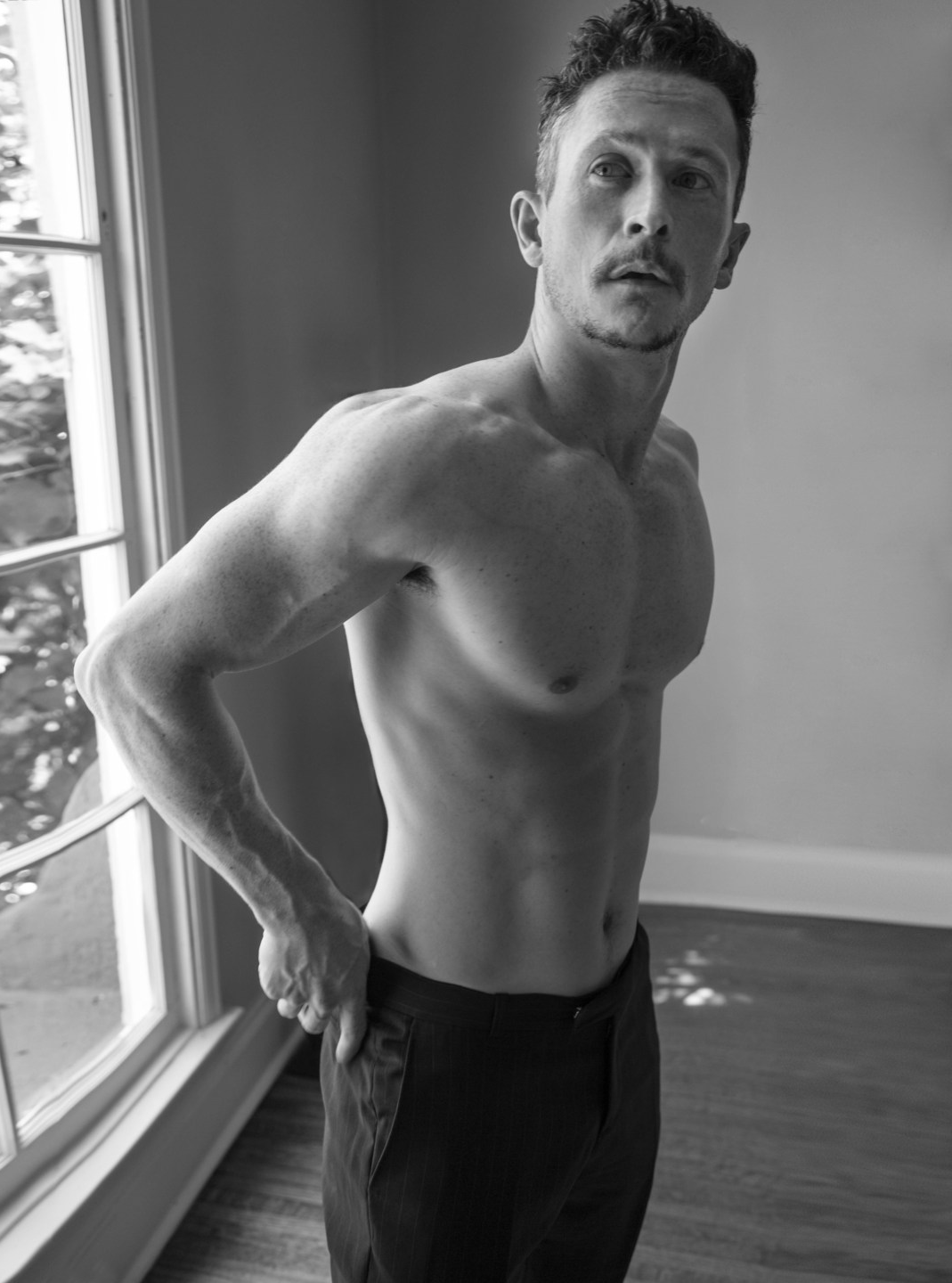 Jonathan Tucker Body