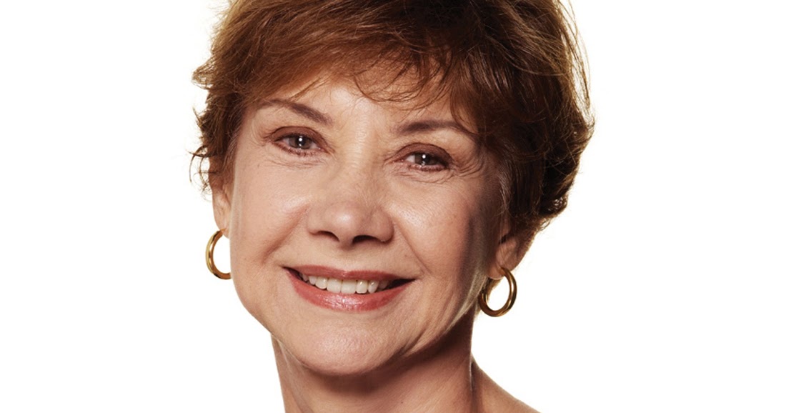 Atriz Ana Rosa estrela o espetáculo “Violetas na Janela” no Adamastor