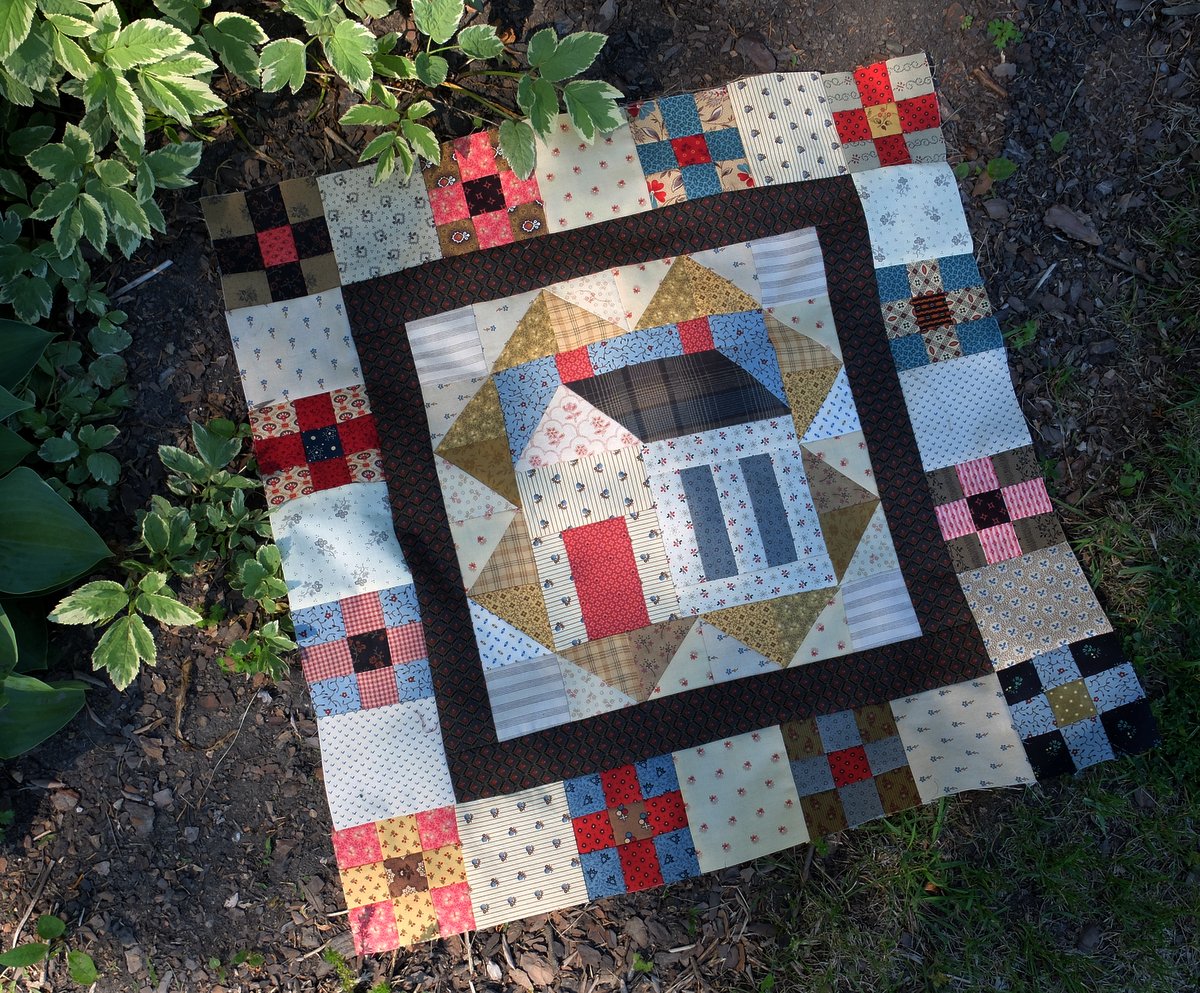 A Sentimental Quilter: Mystery Quilt Sew Along Progress