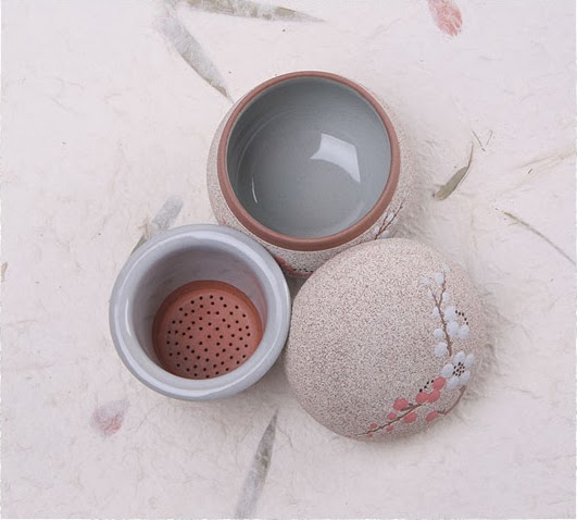 Handol Tearoom: A Plum Blossom Tea Cup Sets from Korea.