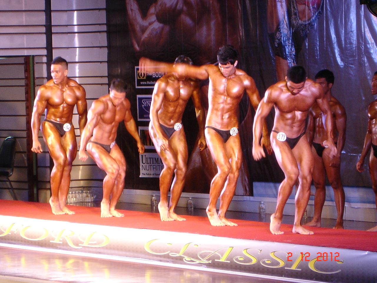 AMP - asia muscle picture: Nay Peerawit (28) , Best Natdanai (18) , Ton Wachirawit (12)