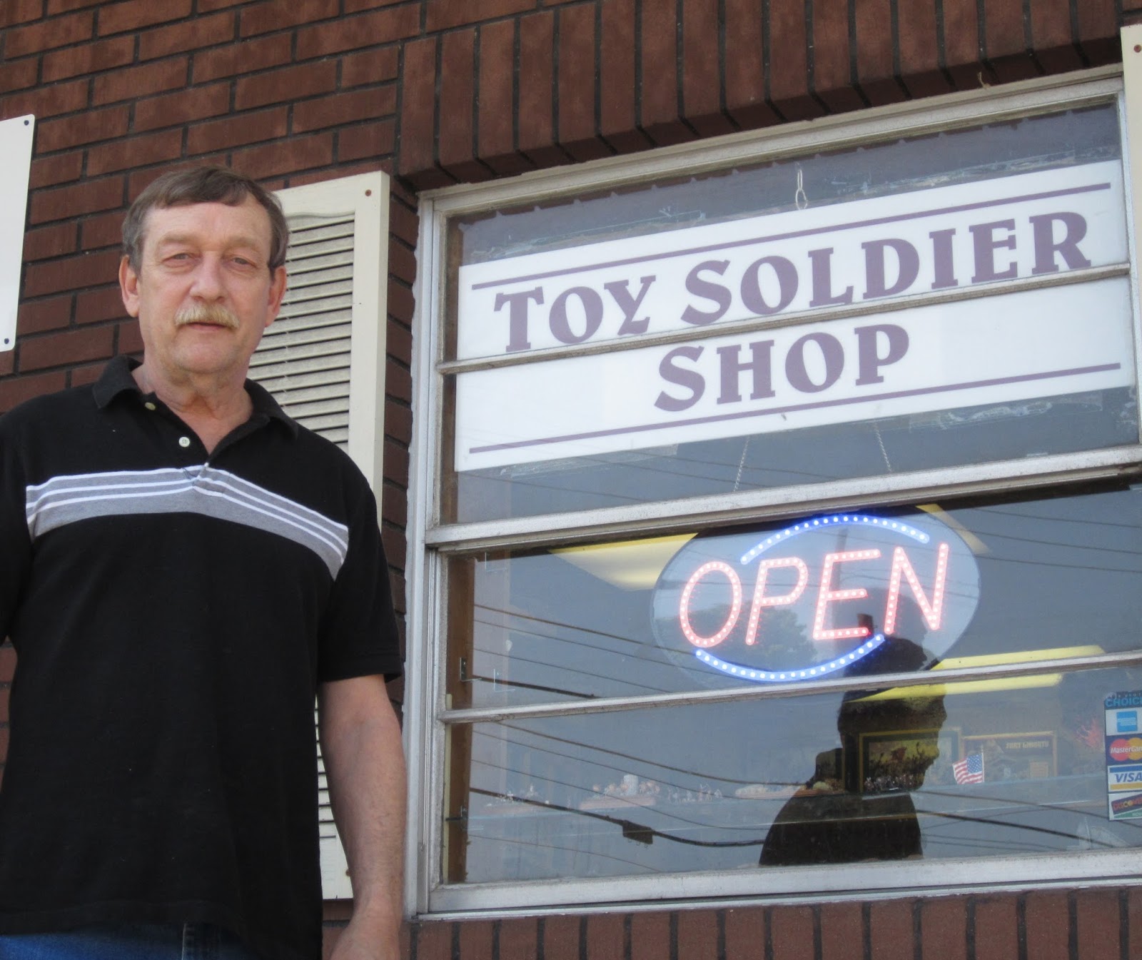 Mannie Gentile: Toy Soldiers Forever: 2016