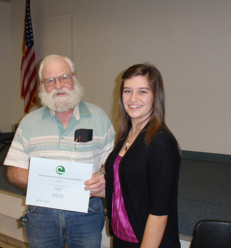Eastword: Lakewood Ranch student Alisha Erozer wins speech contest to ...