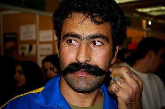Middle East going Crazy For Mustaches, Sunnah Beards get no Love.