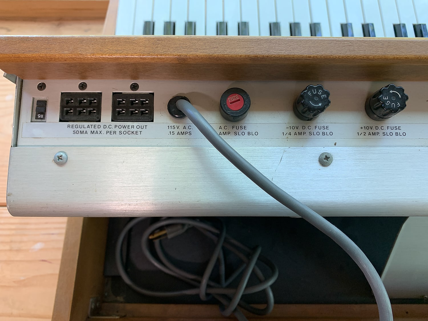 MATRIXSYNTH: Minimoog Model D (Old Osc Board) SN 8136